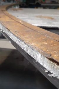 Chanfreins sur rayons en cisaillement sur un acier S355 - MP PLUS